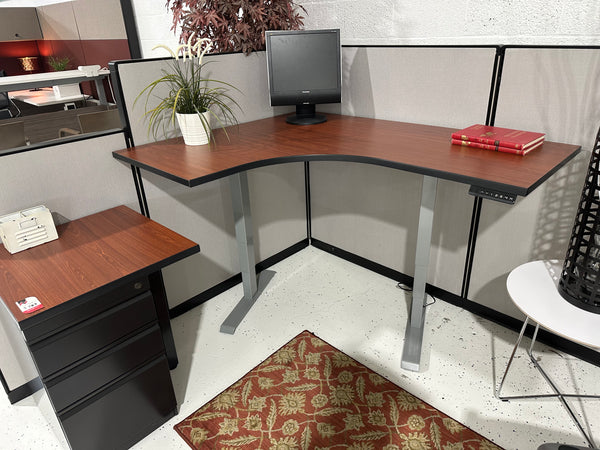 Pre-Owned L-Shape Sit/Stand Desk – New Life Office
