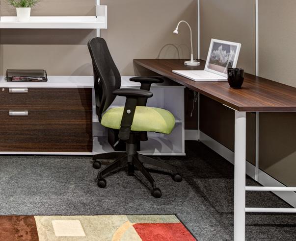 Double Side-by-Side Workstation with Panels – New Life Office